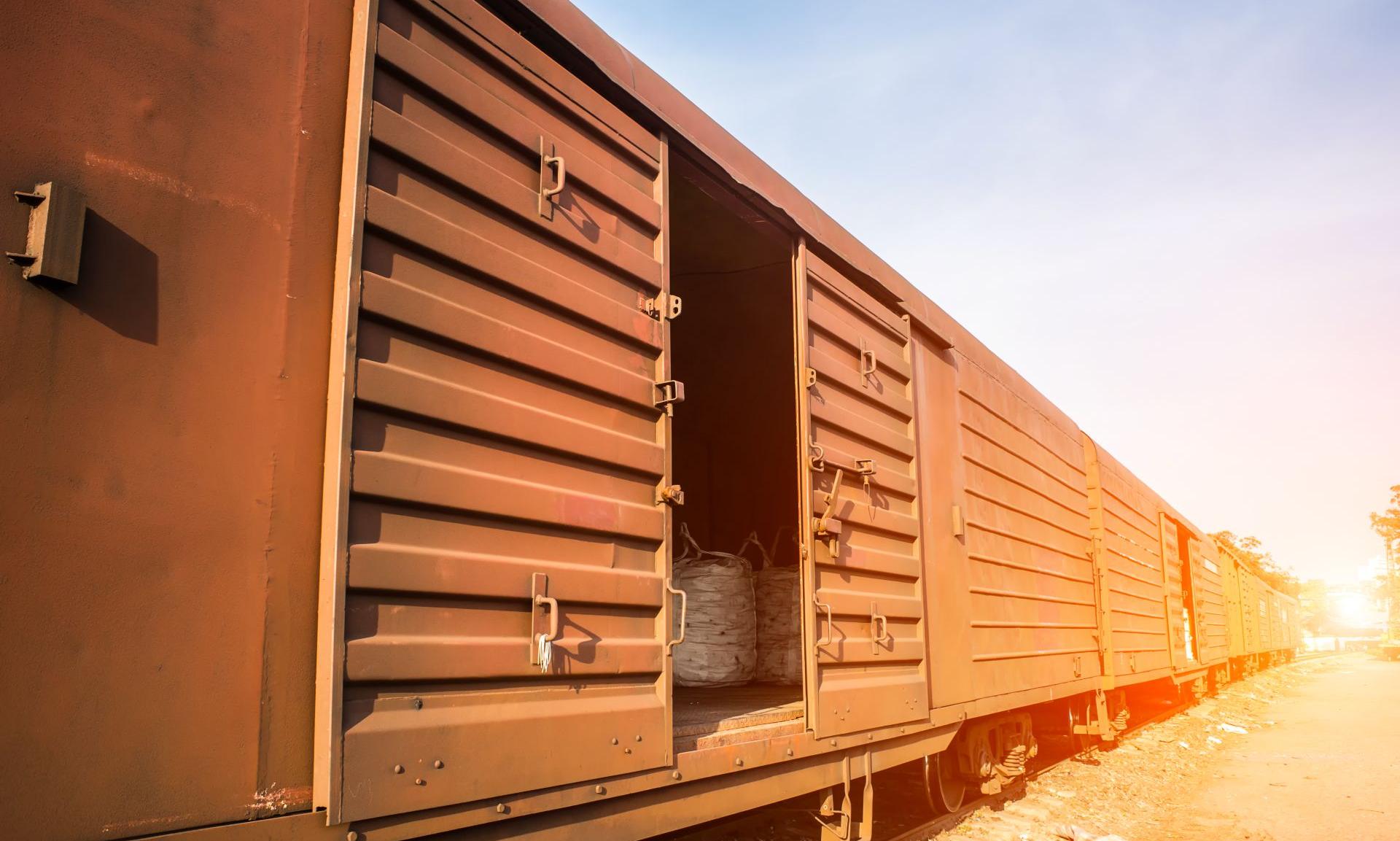 Railways Freight crosses 1,070 MT mark; 8-month volume beats 2013-14 record